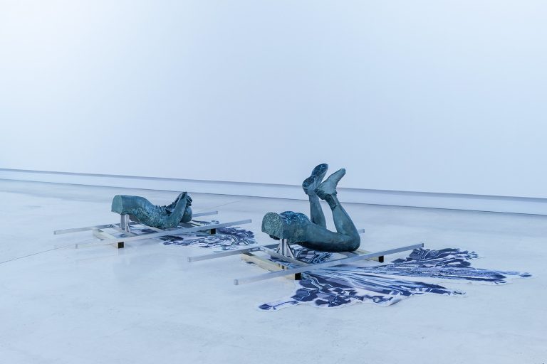 Fluid Gesture. Transformations and Transmissions in the Bodies of ...