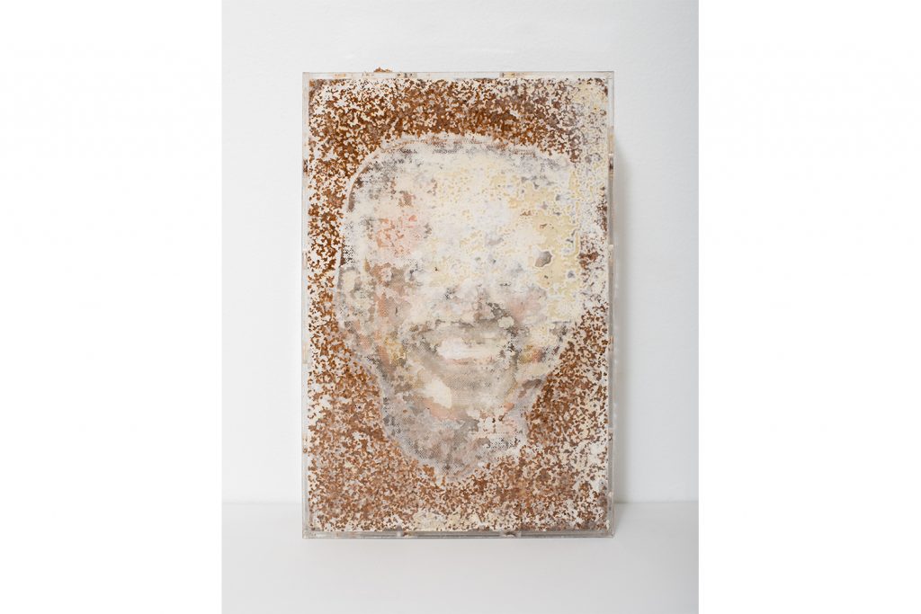 Nour Mobarak: Movements of Spheres for a Hybrid Economy of Desire ...