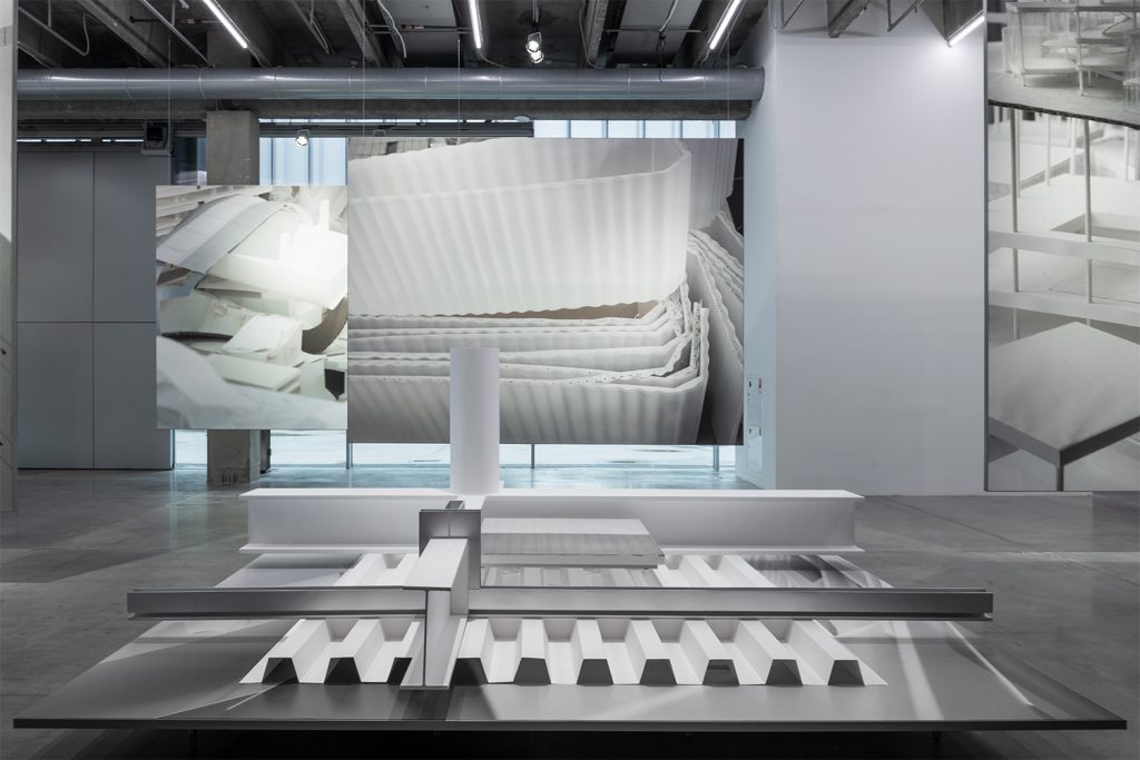 Thomas Demand: Model Man | | Flash Art