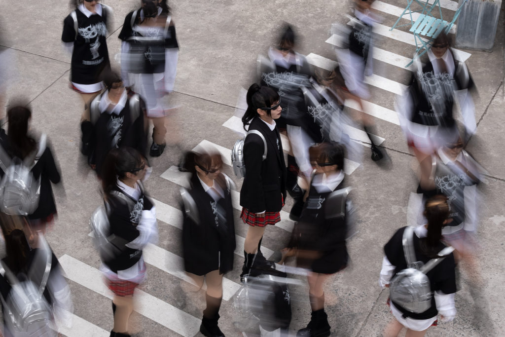 Processing Placelessness: When Screens take Bodies. A Conversation with ...