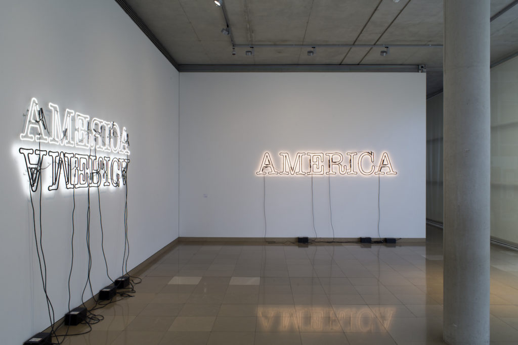 Glenn Ligon "Post-Noir" Carré d'Art–Musée d'art contemporain / Nîmes ...