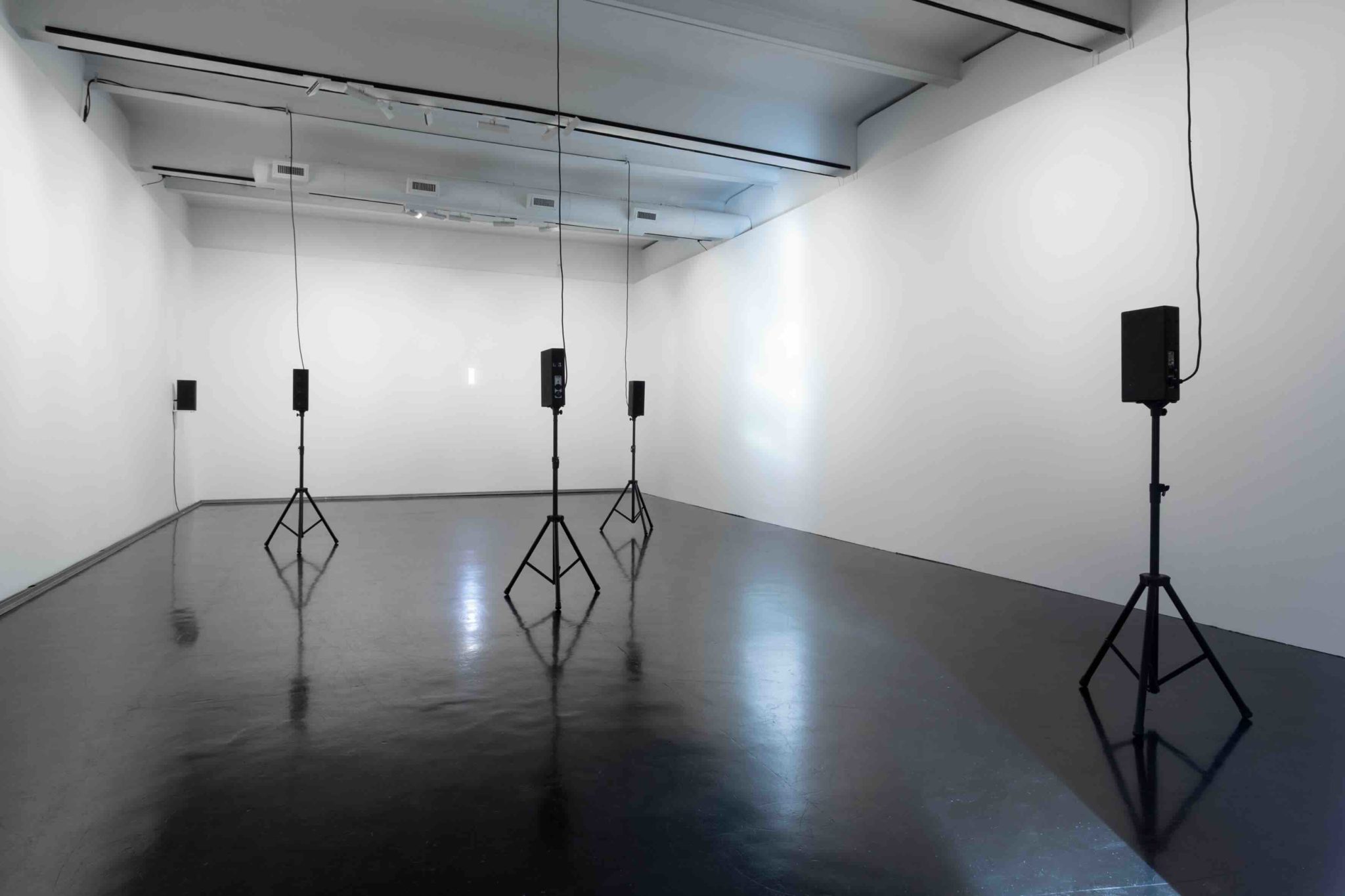 Reality Breaks the Frame. Lenard Giller | | Flash Art